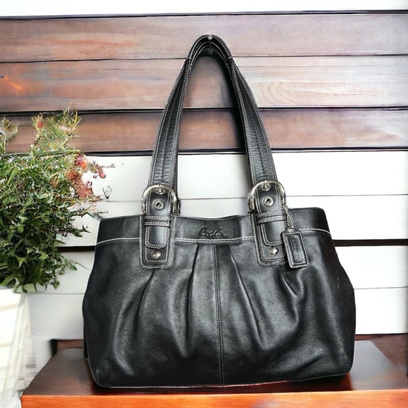 Coach | Bags | Coach Soho Black Pleated Leather Shoulder Bag Excellent ...